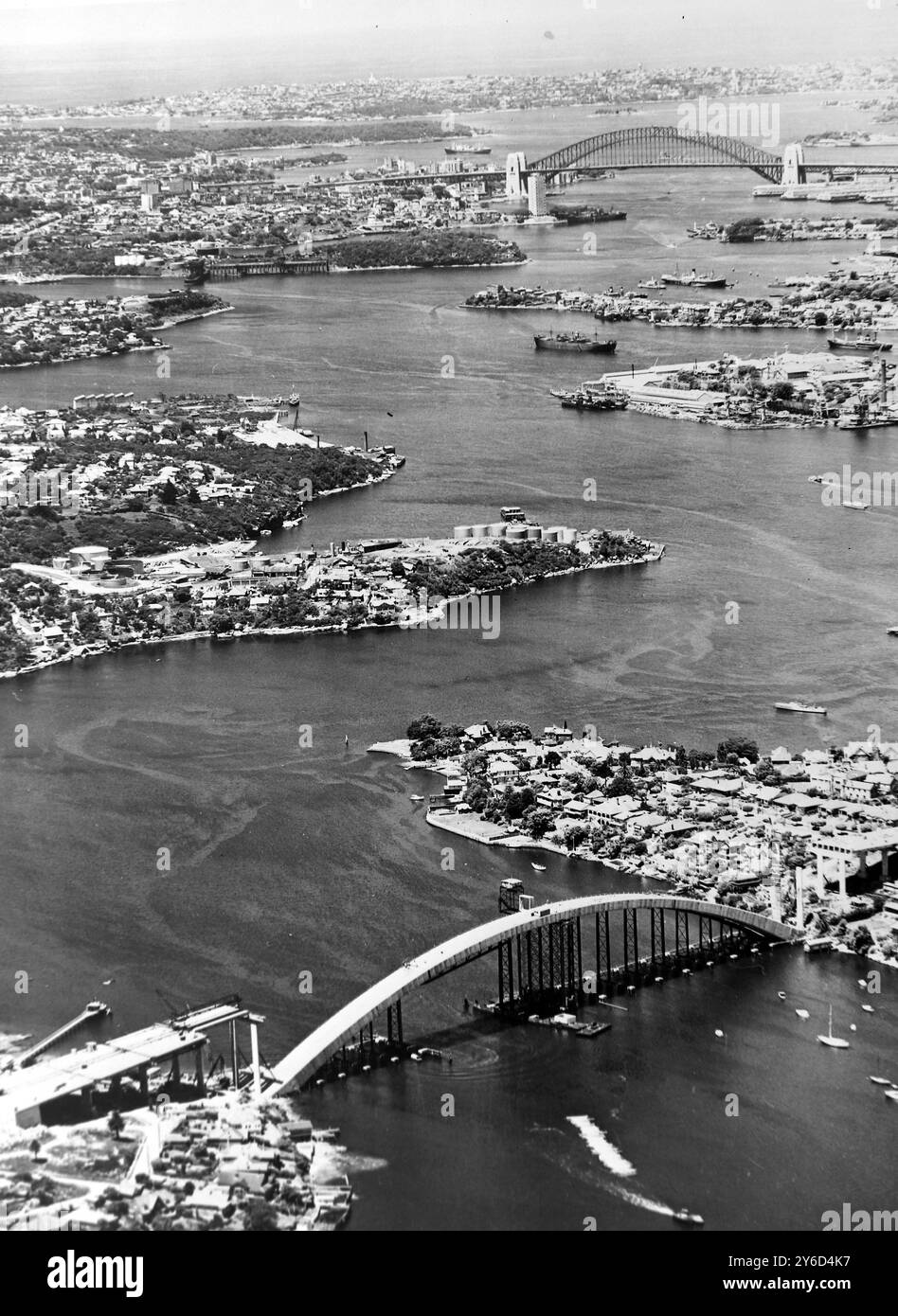 WORLDS LARGEST BRIDGE ARCHES IN SYDNEY, AUSTRALIA ; 19 AUGUST 1963 ...