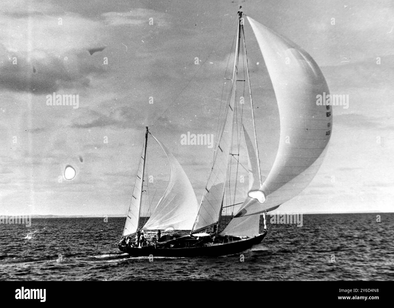 YACHTING CAPTRICIA SWEDEN IN FULL SAIL ; 15 AUGUST 1963 Stock Photo - Alamy