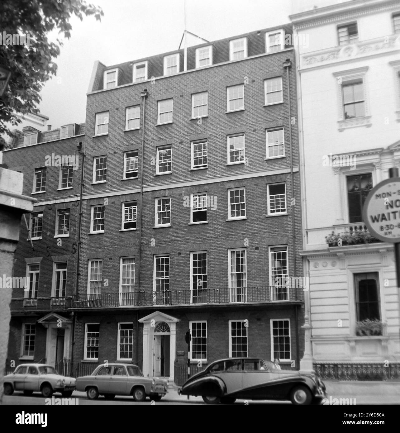 BUCKINGHAM GATE NAME PLATE DIRECTOR OF PUBLIC PROSECUTIONS NO12 BUCK ...