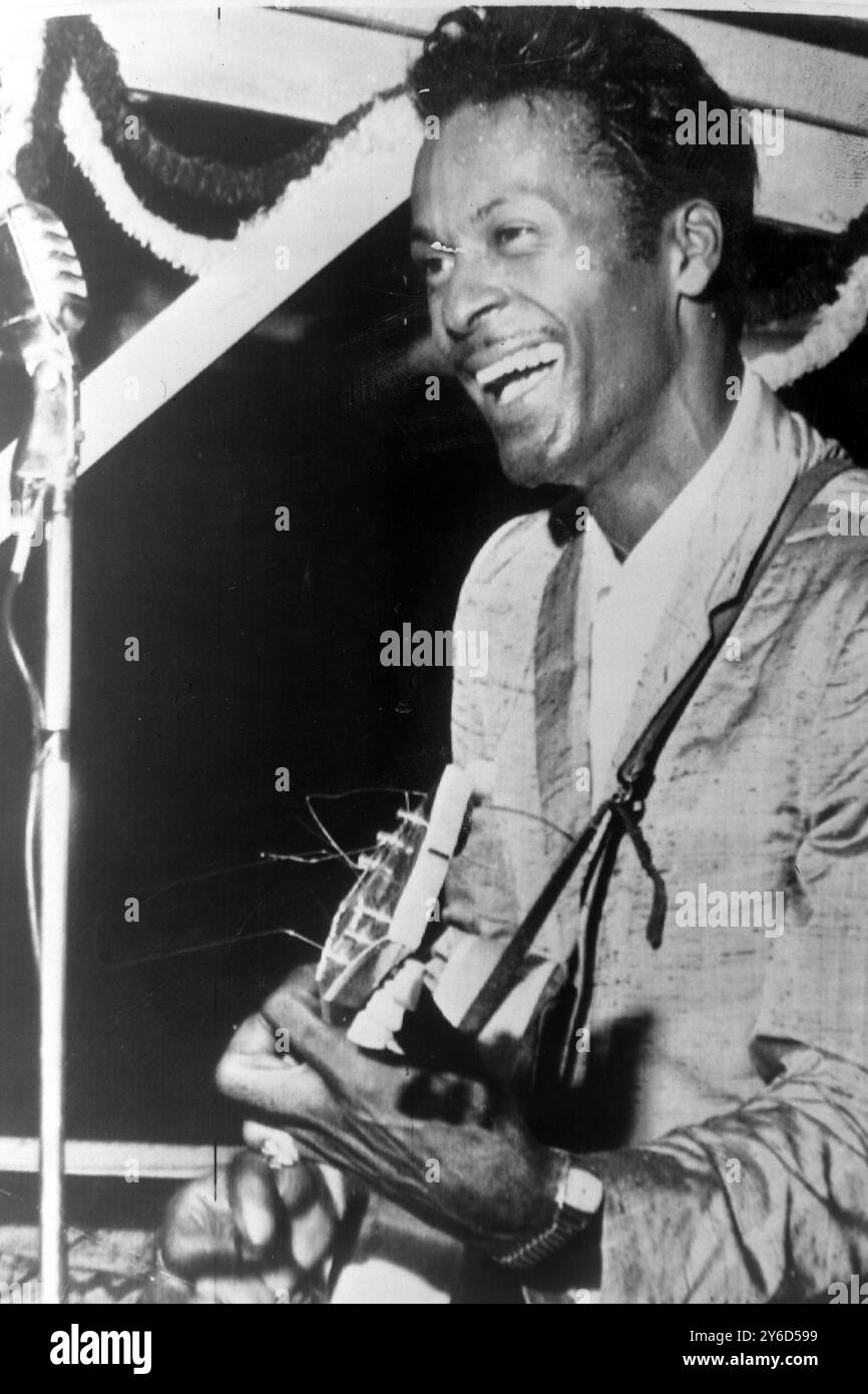 CHARLES BERRY CHUCK POP SINGER / ; 9 AUGUST 1963 Stock Photo - Alamy