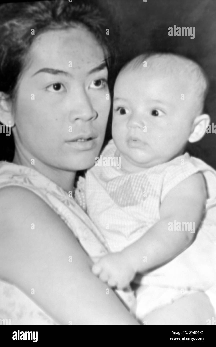 JOHN CUI MARIE PHILIPPINE DANCER WITH A CHILD - CLAIMS MARLON BRANDO IS ...