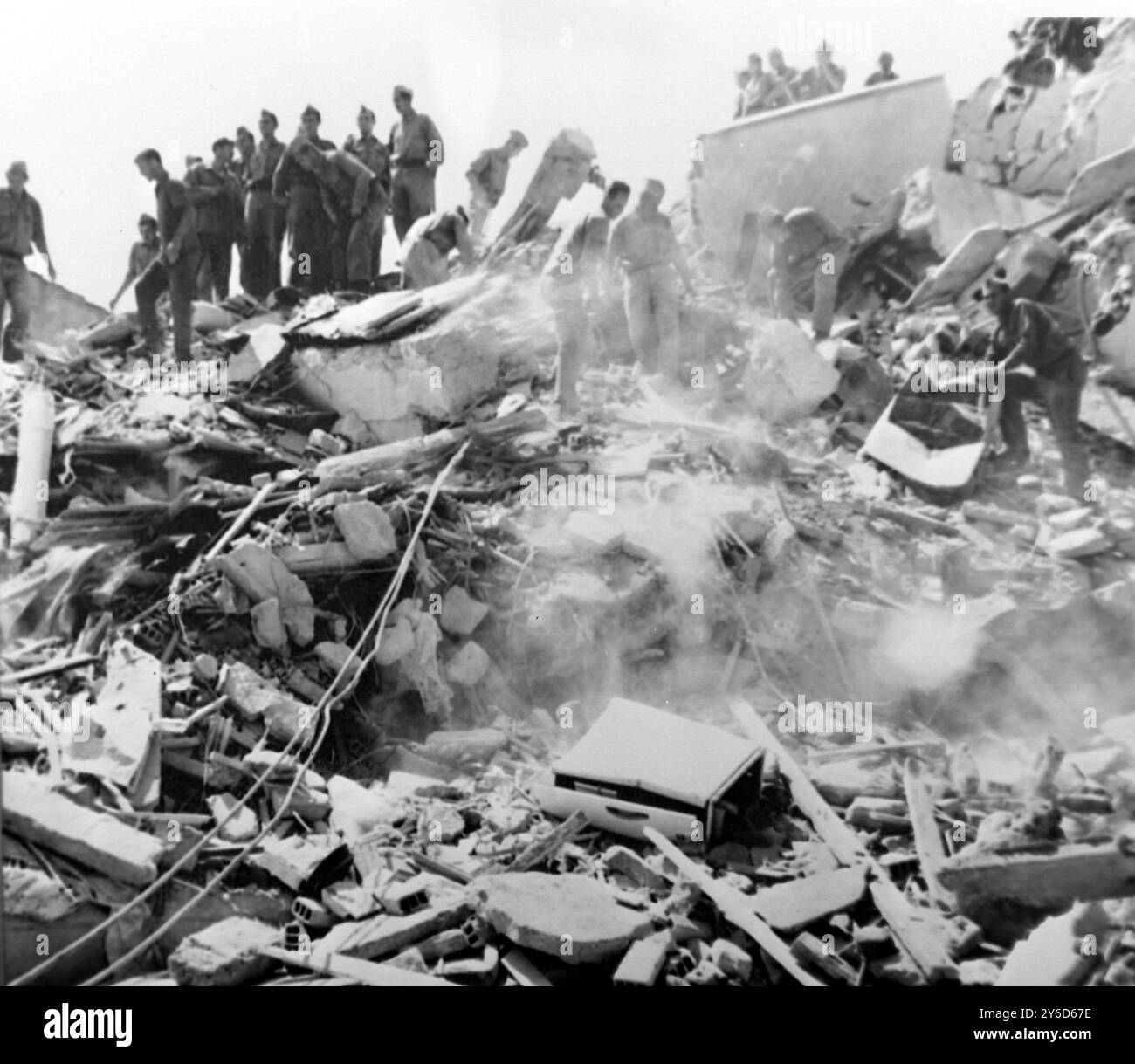 EARTHQUAKE YUGOSLAVIAN TROOPS IN RESCUE WORK IN SKOPJE / ; 27 JULY 1963 ...