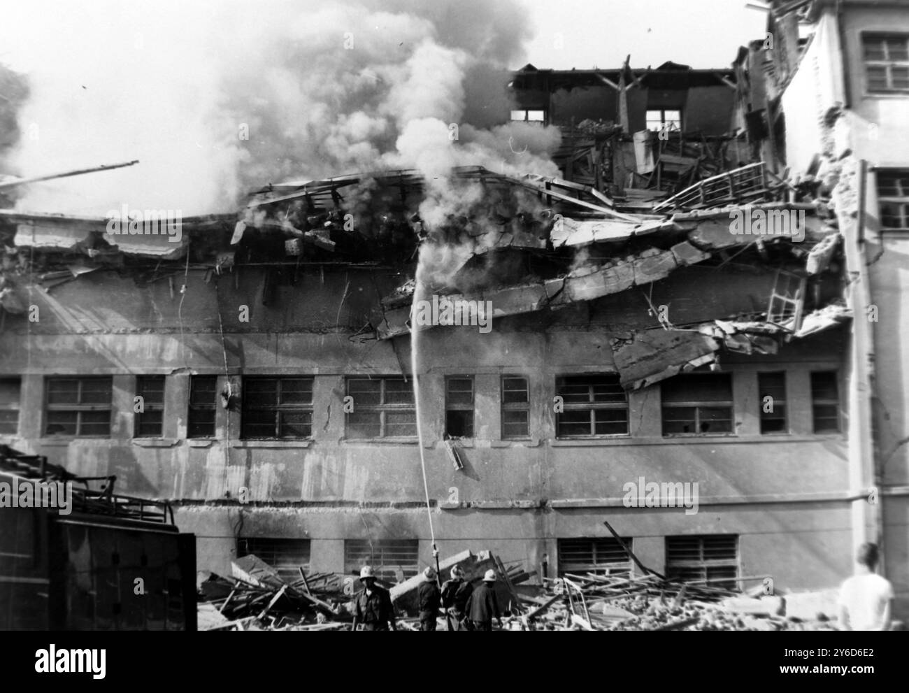 EARTHQUAKE IN SKOPJE, JUGOSLAVIA ; 27 JULY 1963 Stock Photo - Alamy