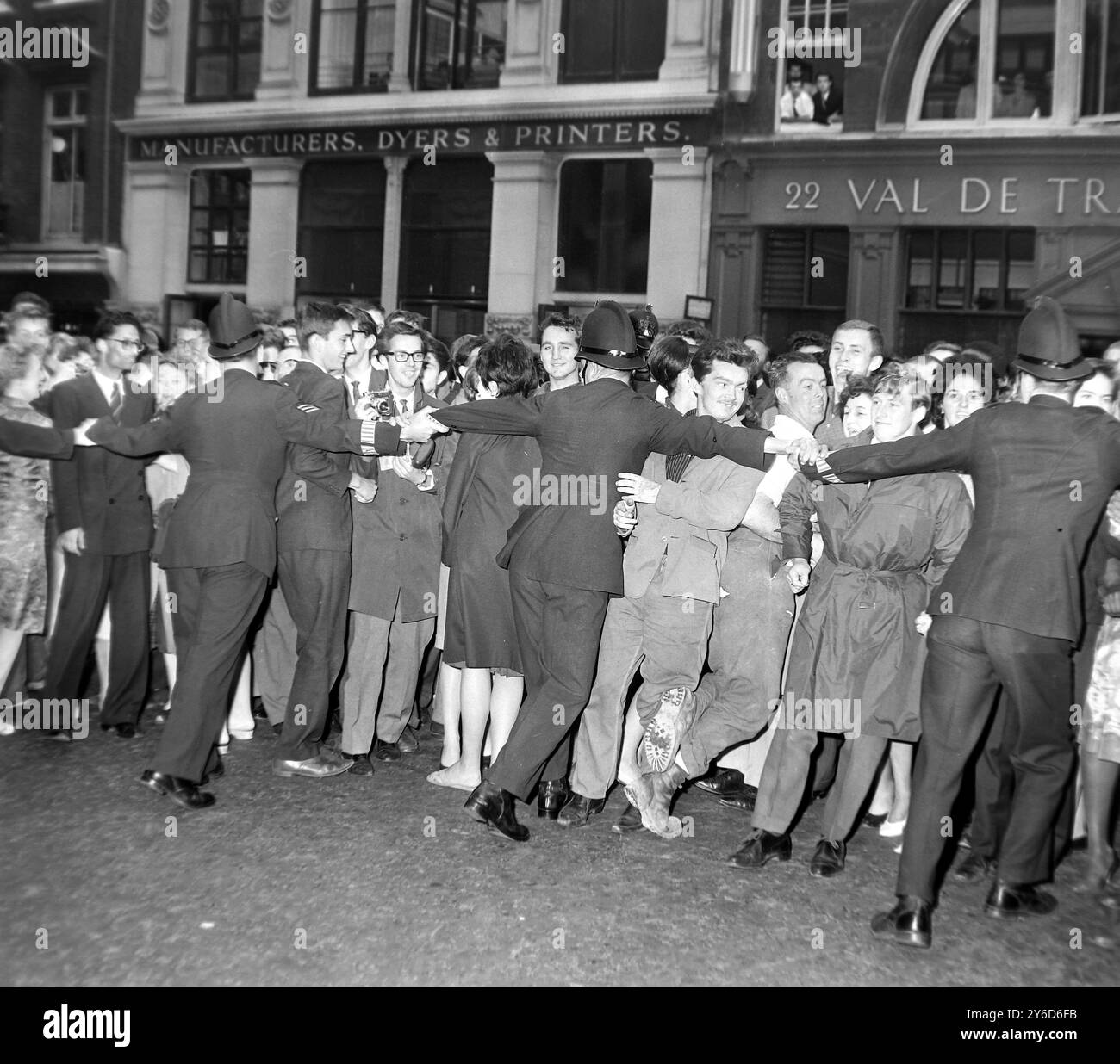 LAW & ORDER POLICE TIGHT LINK STOP CROWDS TO ATTACK CHRISTINE KEELER ...