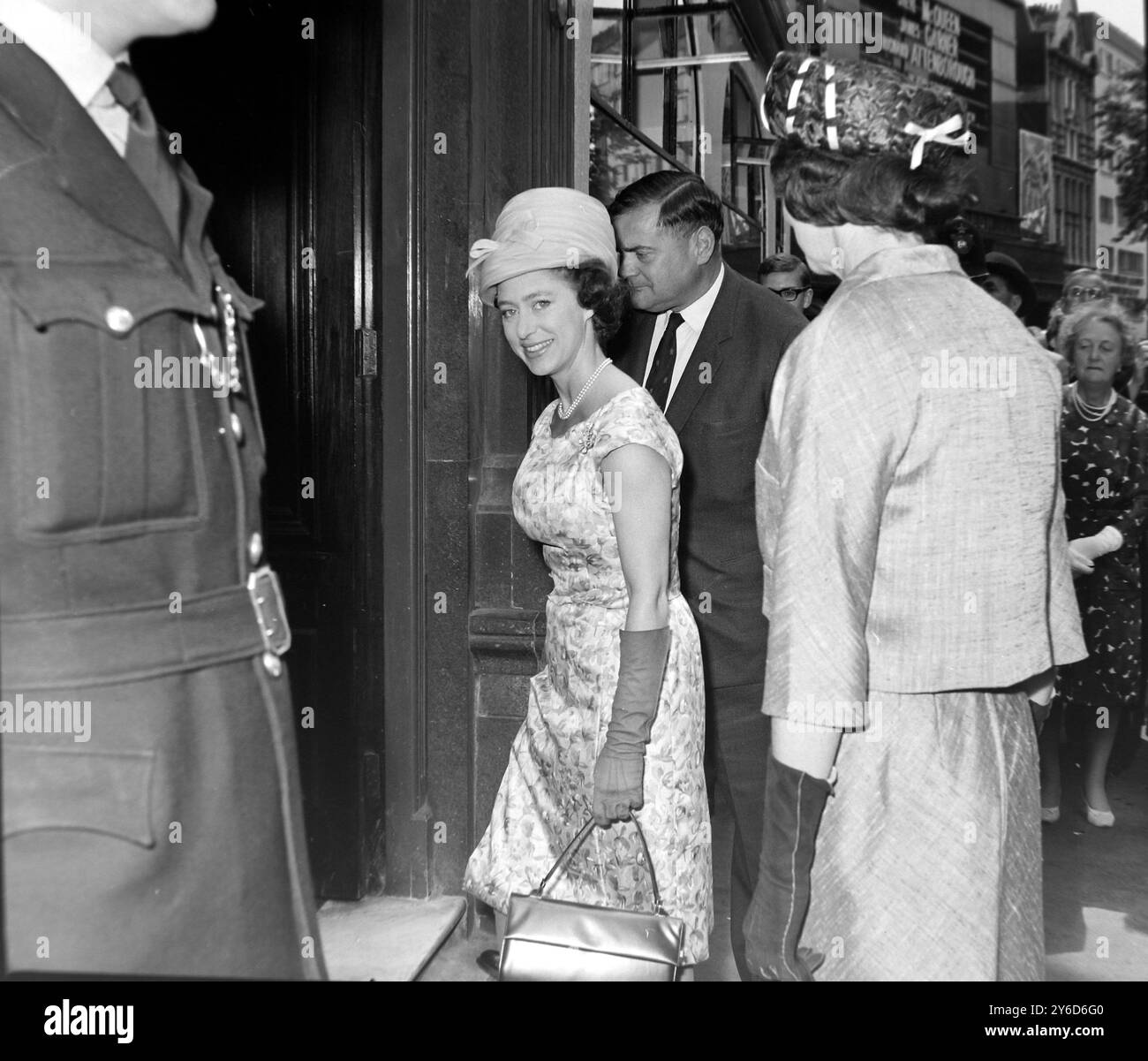 PRINCESS MARGARET ROSE AT NSPCC IN BLUE HAT IN LONDON ; 25 JULY 1963 ...