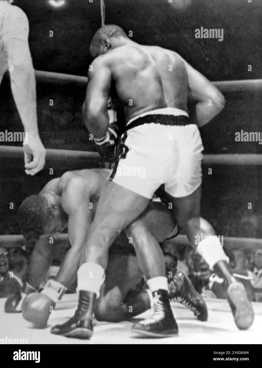 BOXING FIGHT - FLOYD PATTERSON AND SONNY LISTON IN LAS VEGAS ...