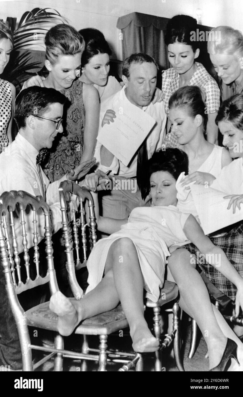 22 JULY 1963 JACQUES ESTEREL FANNING HIS STAR MODEL, BIBELOT, WHO ...