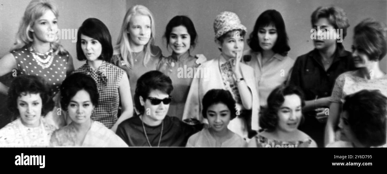 INTERNATIONAL ACTRESSES AT MOSCOW FILM FESTIVAL / ; 19 JULY 1963 Stock ...