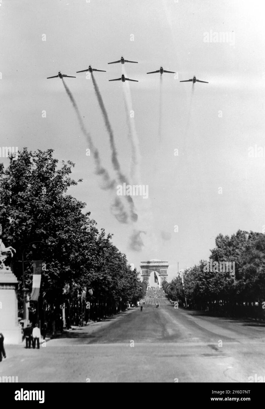 Bastille day parade Black and White Stock Photos & Images - Alamy