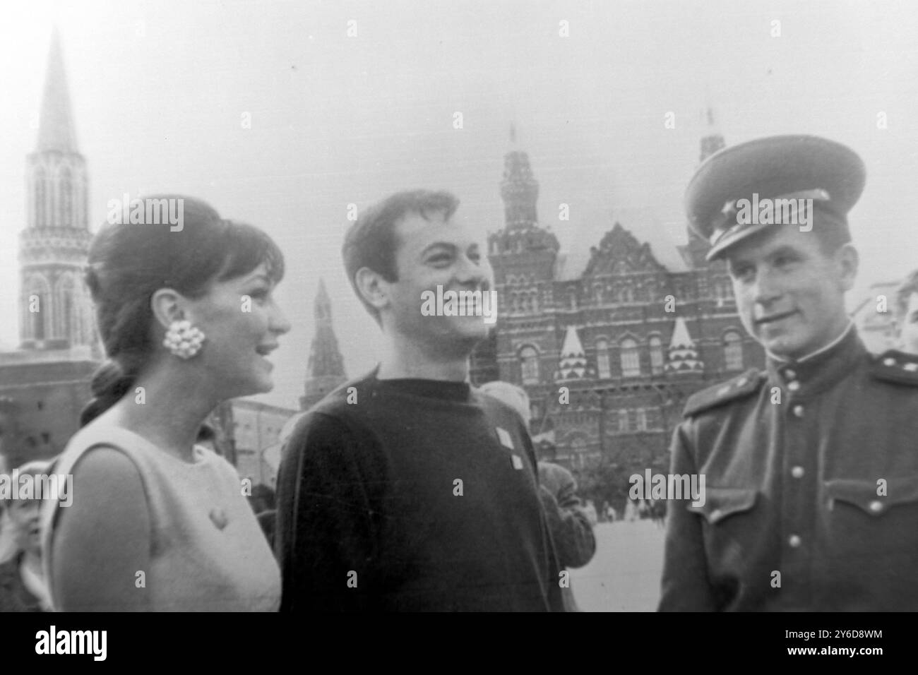 CHRISTINE KAUFMANN WITH TONY CURTIS ON RED SQUARE IN MOSCOW ; 7 JULY ...