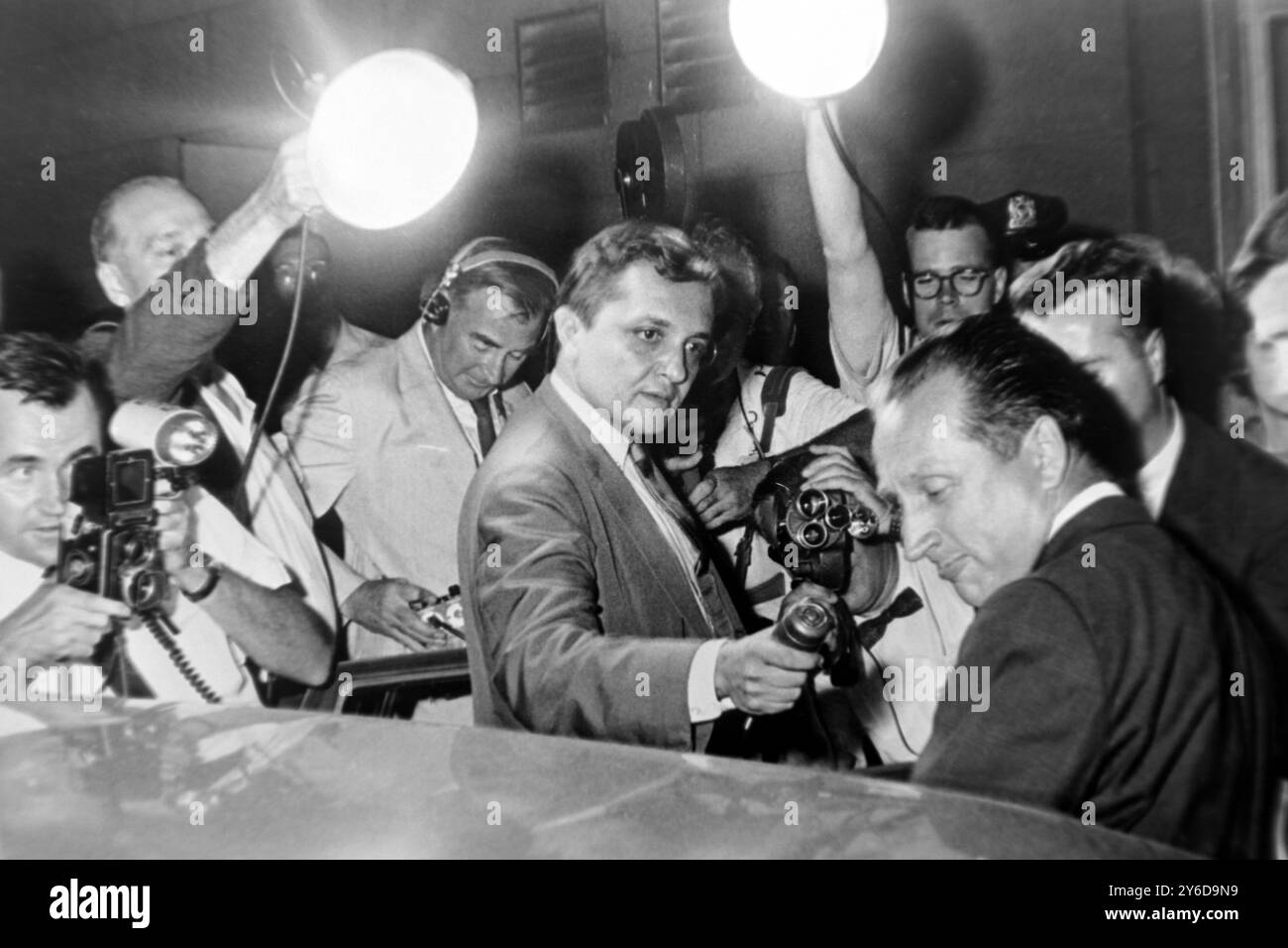Fbi 1960s hi-res stock photography and images - Alamy