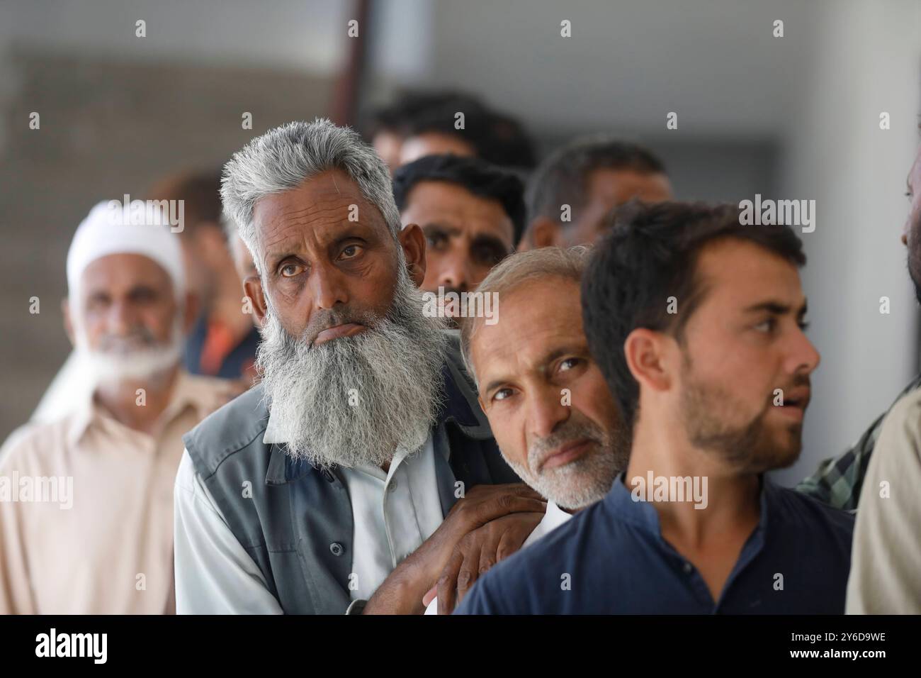 Second phase of polling for assembly elections, in Srinagar, India ...