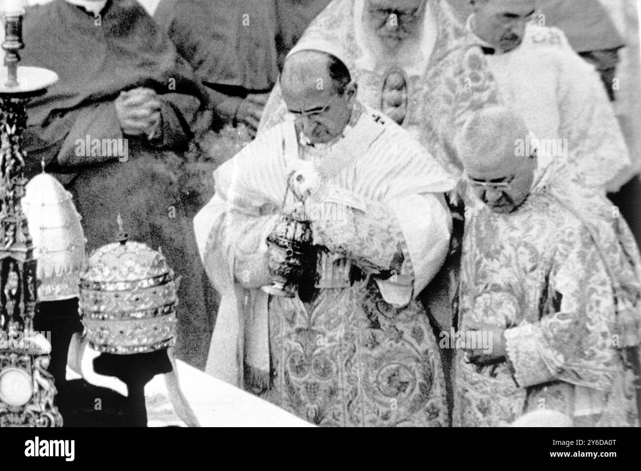 POPE PAUL VI CORONATION IN VATICAN CITY / ; 30 JUNE 1963 Stock Photo ...