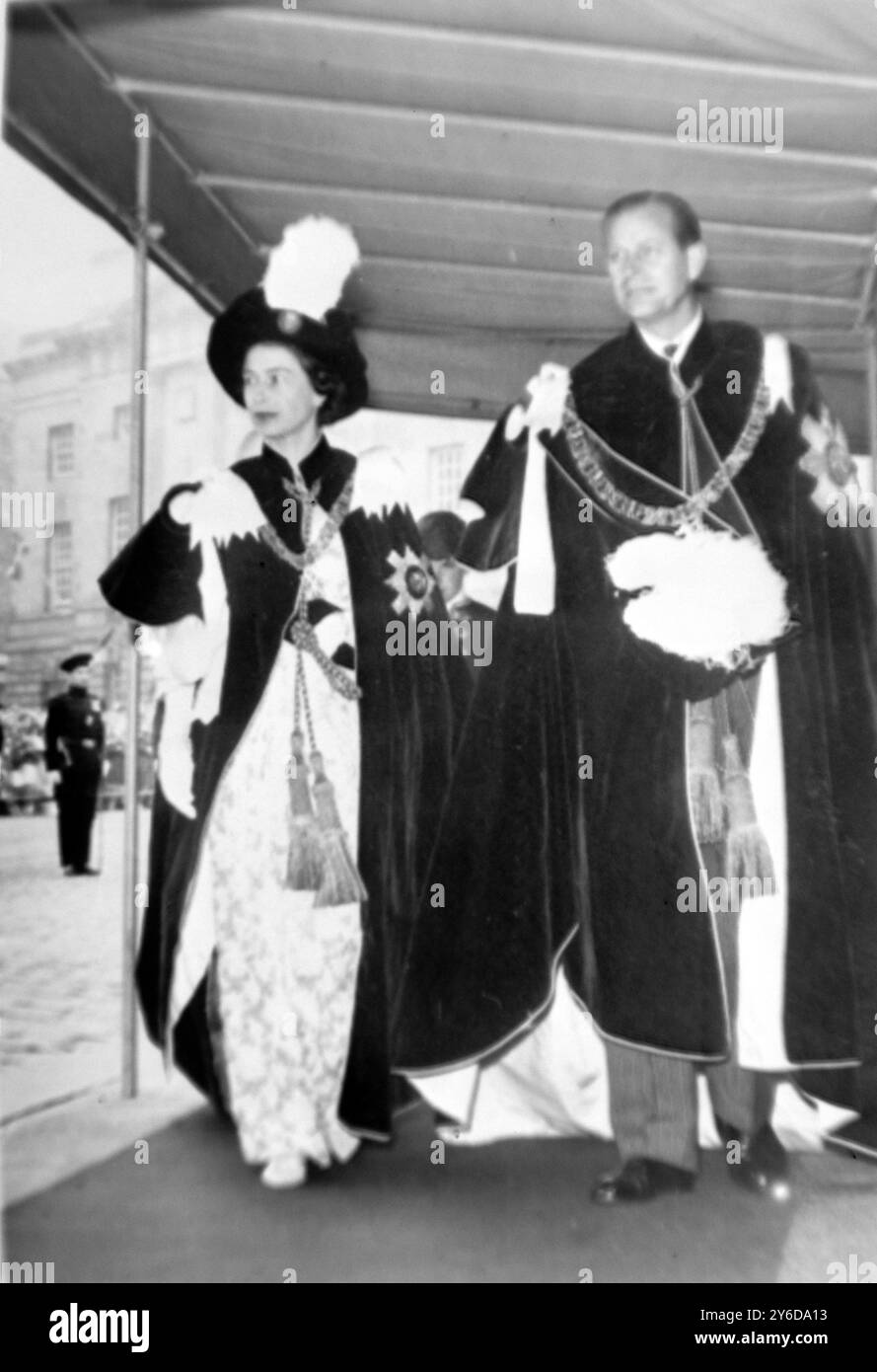 QUEEN ELIZABETH II WITH PRINCE PHILIP AT KNIGHT OF THISTLE CEREMONY IN ...