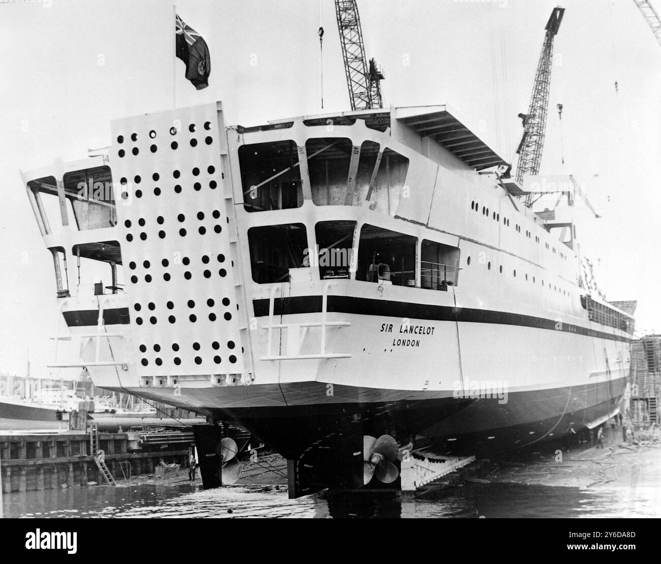 SIR LANCELOT MODERN TANK LANDING SHIP LAUNCHED IN GLASGOW ; 27 JUNE ...