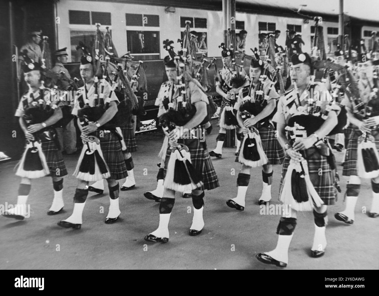 Scots guards old hi-res stock photography and images - Alamy