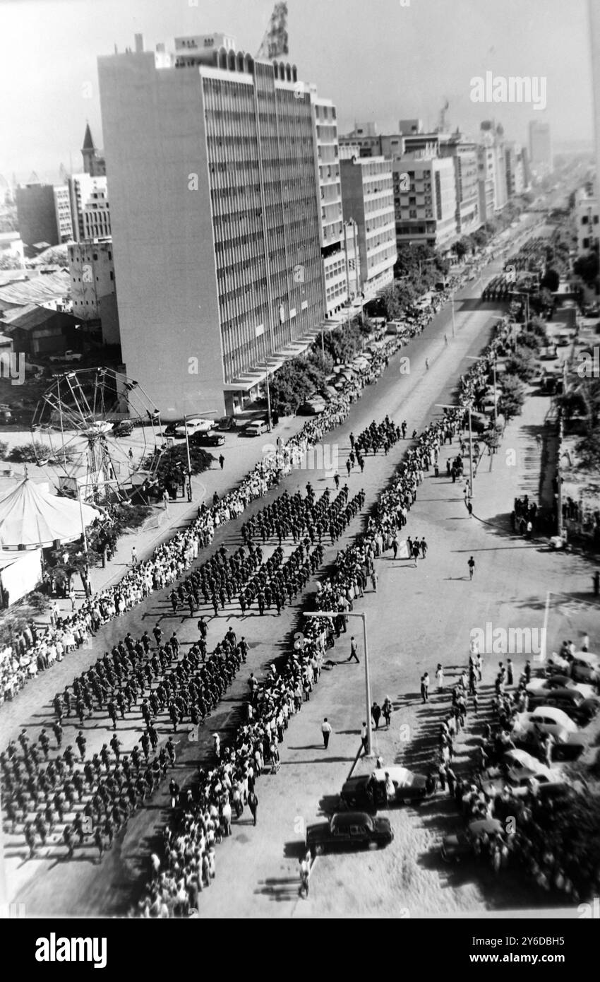 PORTUGAL'S NATIONAL DAY PARADE IN LOURENCO MARQUES IN MOZAMBIQUE ; 17 ...