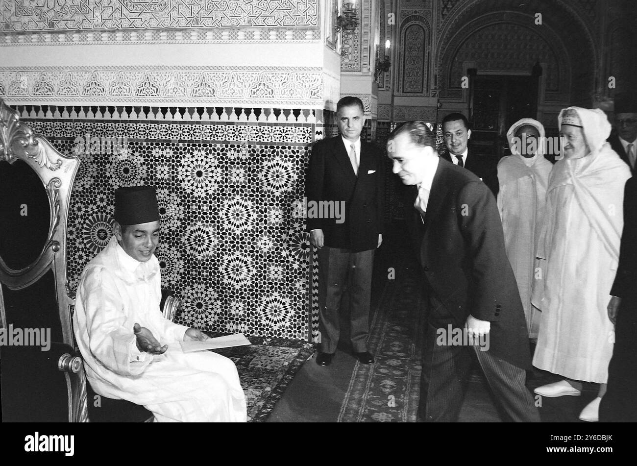 IRAQUI AMBASSADOR MOHSSIN HOSSEIN HABIB PRESENTS HIS CREDENTIALS IN ...