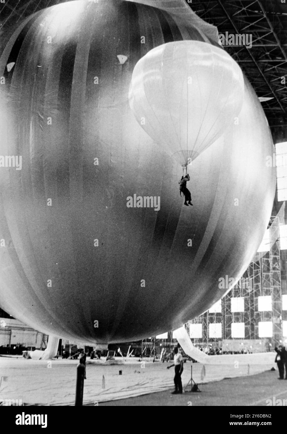 Naval balloon station hi-res stock photography and images - Alamy