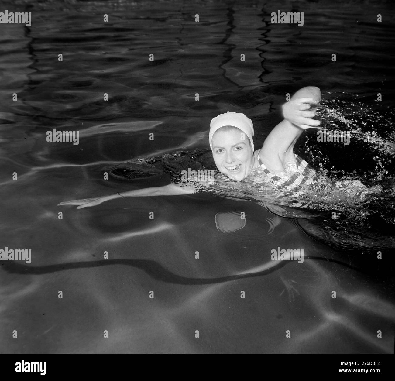 AMERICAN LONG DISTANCESWIMMER MARY MARGARET REVELL PLANS TO SWIM ...