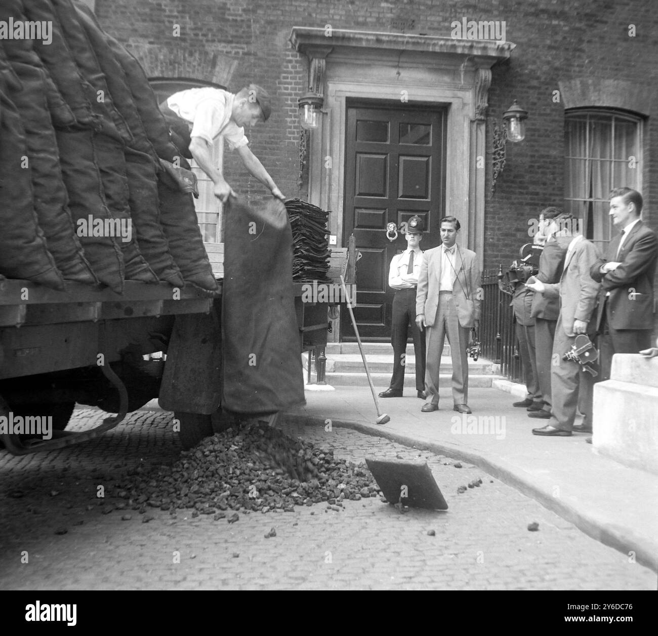 Coalman hi-res stock photography and images - Alamy