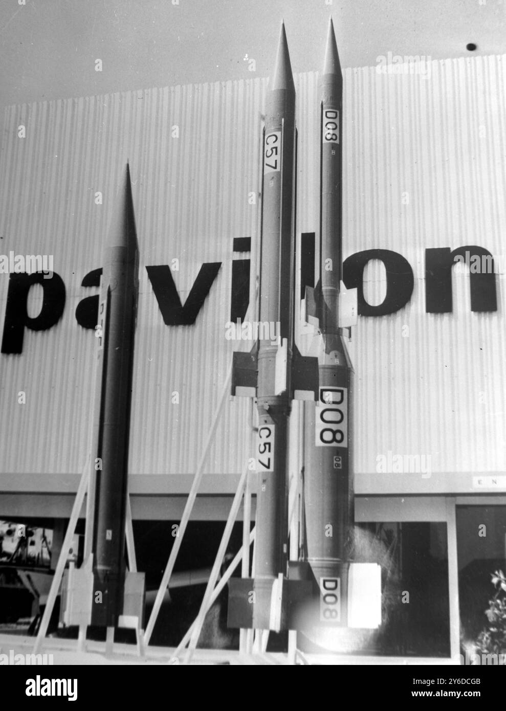 GUIDED MISSILE AND ROCKETS FRENCH MADE SOLID FUEL IN PARIS ; 7 JUNE ...