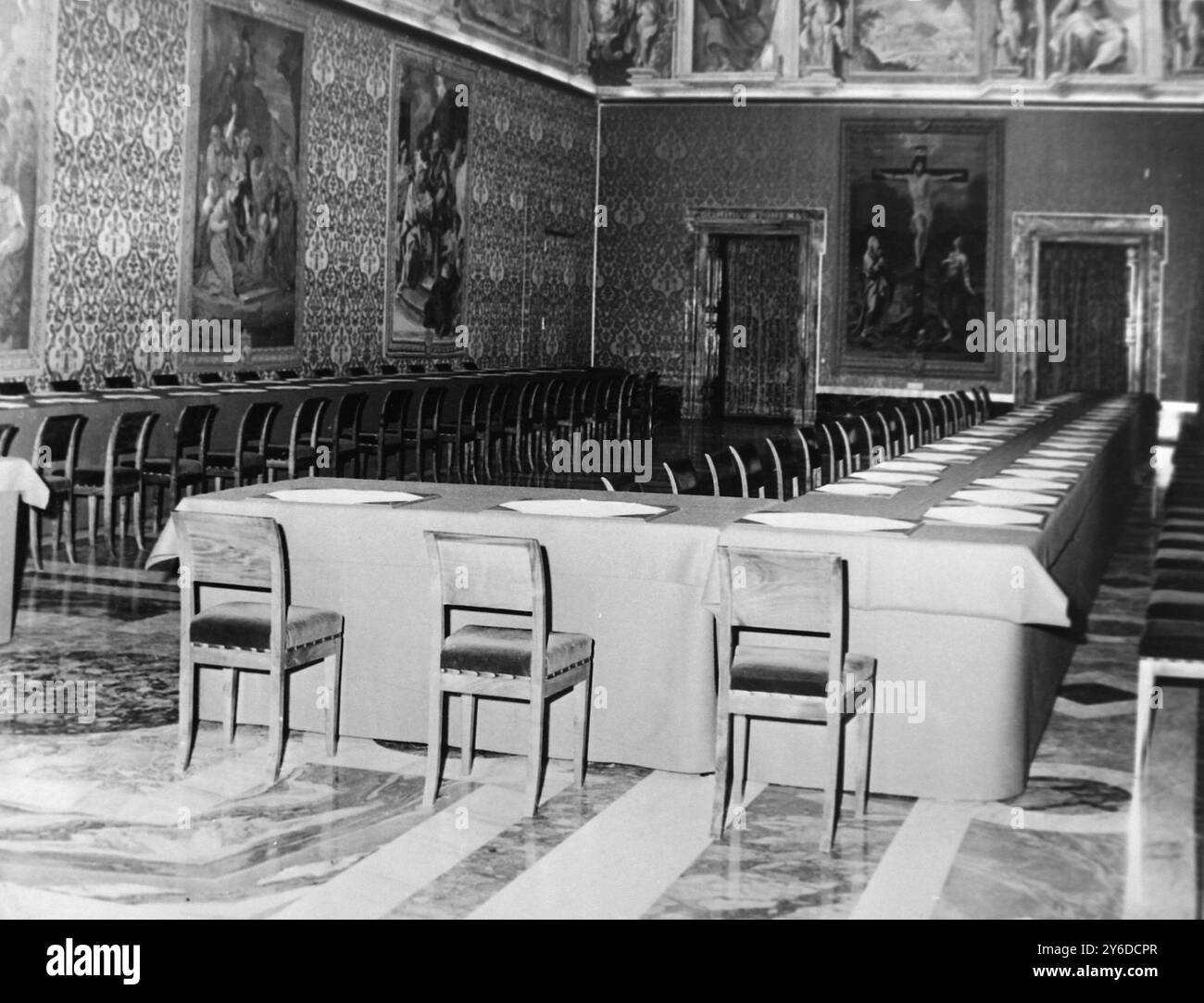 Consistory hall hi-res stock photography and images - Alamy