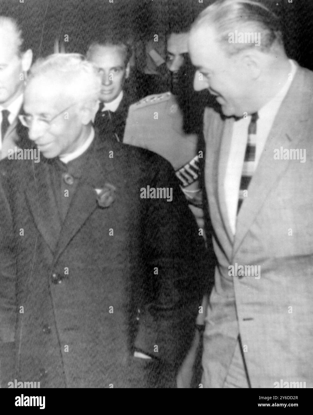 WINTHROP ROCKEFELLER WITH INDIAN PRESIDENT SARVEPALL RADHAKRISHNAN IN ...