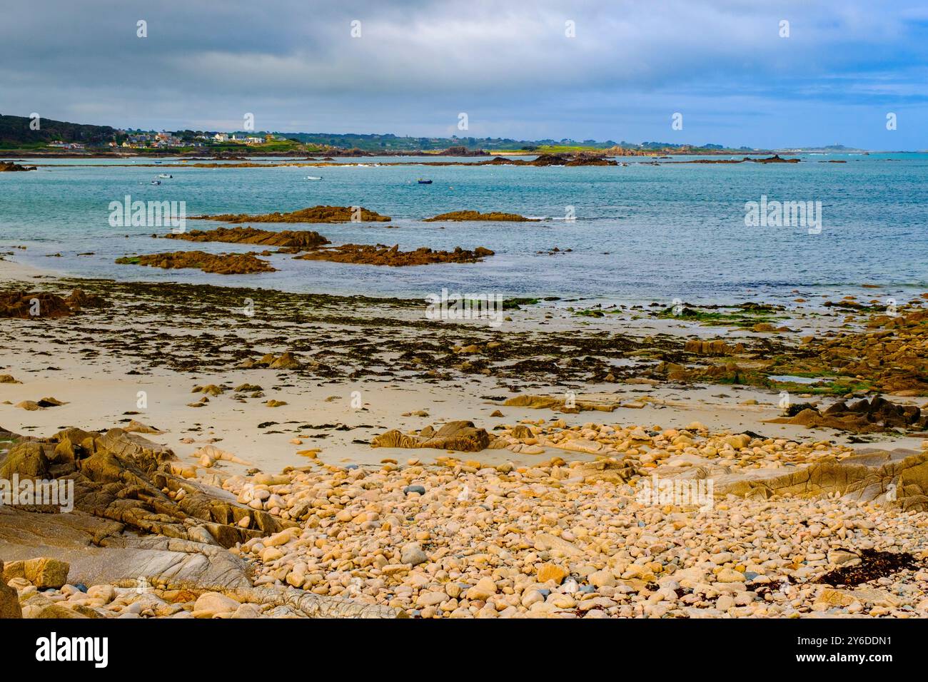 Guernsey beach hi-res stock photography and images - Alamy