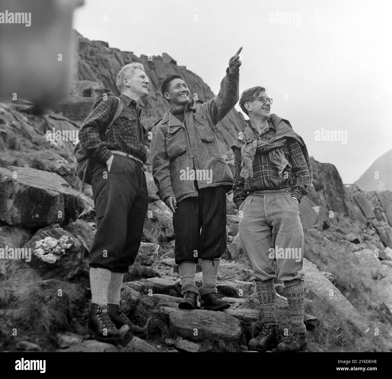 SHERPA TENSING, JOHN HURT AND MICHAEL WESTMACOTT IN SNOWDONIA, WALES ...
