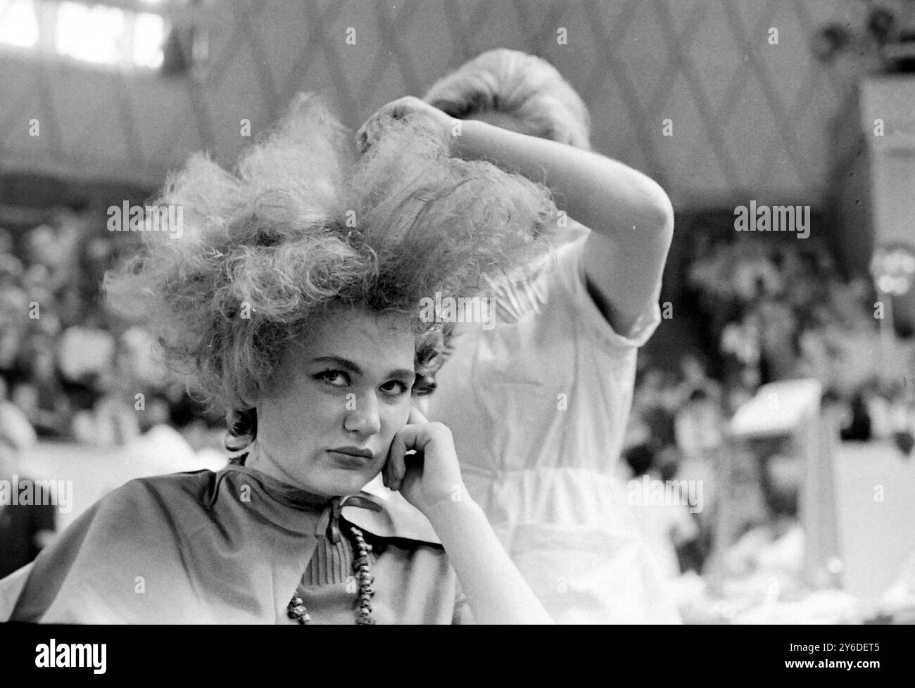 1960 hair styles hi-res stock photography and images - Alamy