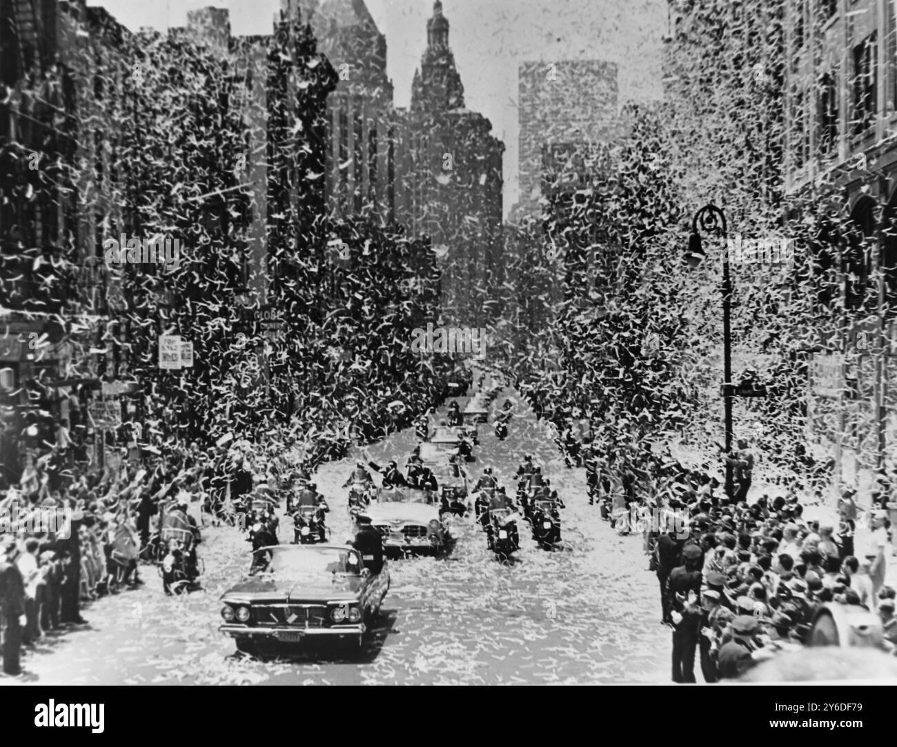 Gordon cooper new york hi-res stock photography and images - Alamy