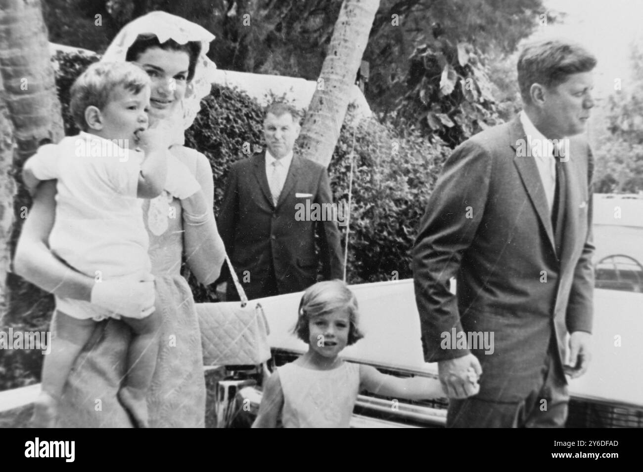 US AMERICAN PRESIDENT JOHN F KENNEDY WITH FAMILY IN PALM BEACH / ; 23 ...