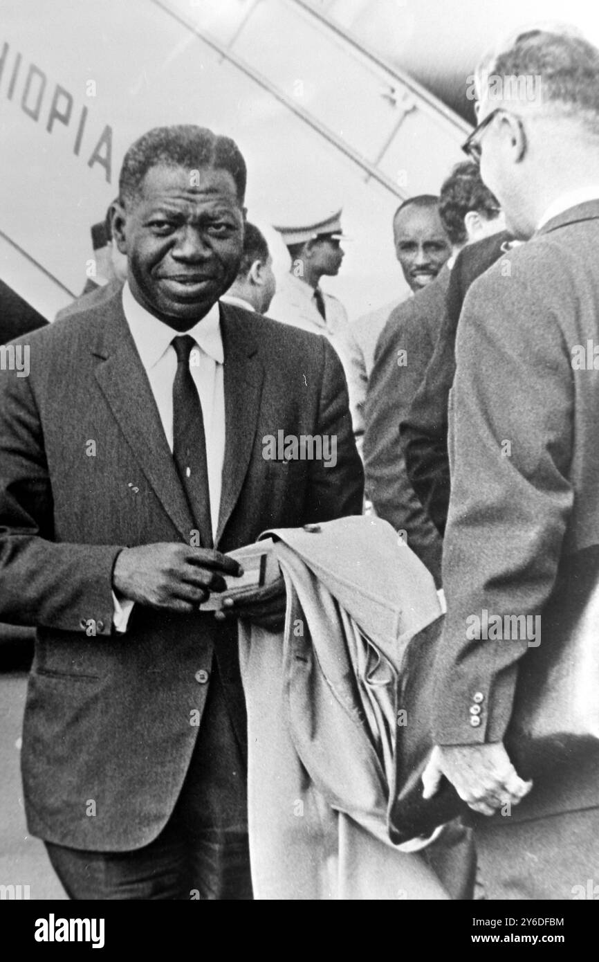 ROBERT GARDINER OF UN IN ADDIS ABABA, ETHIOPIA / ; 23 MAY 1963 Stock ...