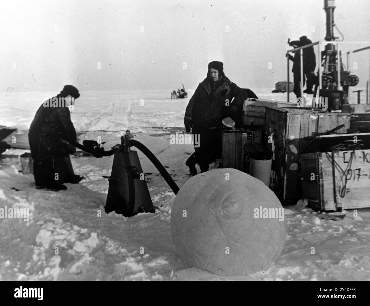 1963 expedition hi-res stock photography and images - Alamy