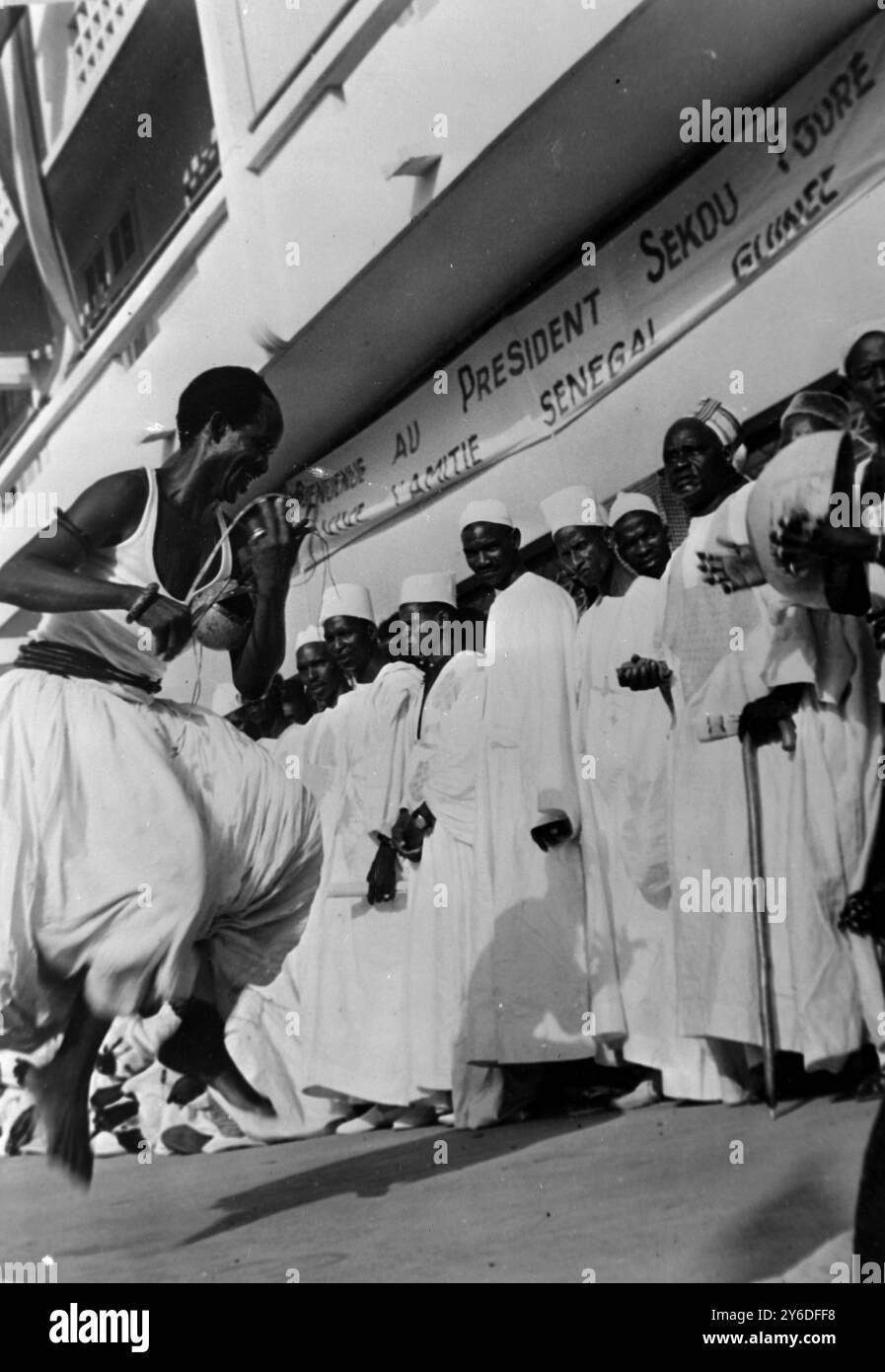 FOLK DANCE - WELCOME FOR PRESIDENT SEKOU TOURE IN DAKAR, SENEGAL - 22 ...