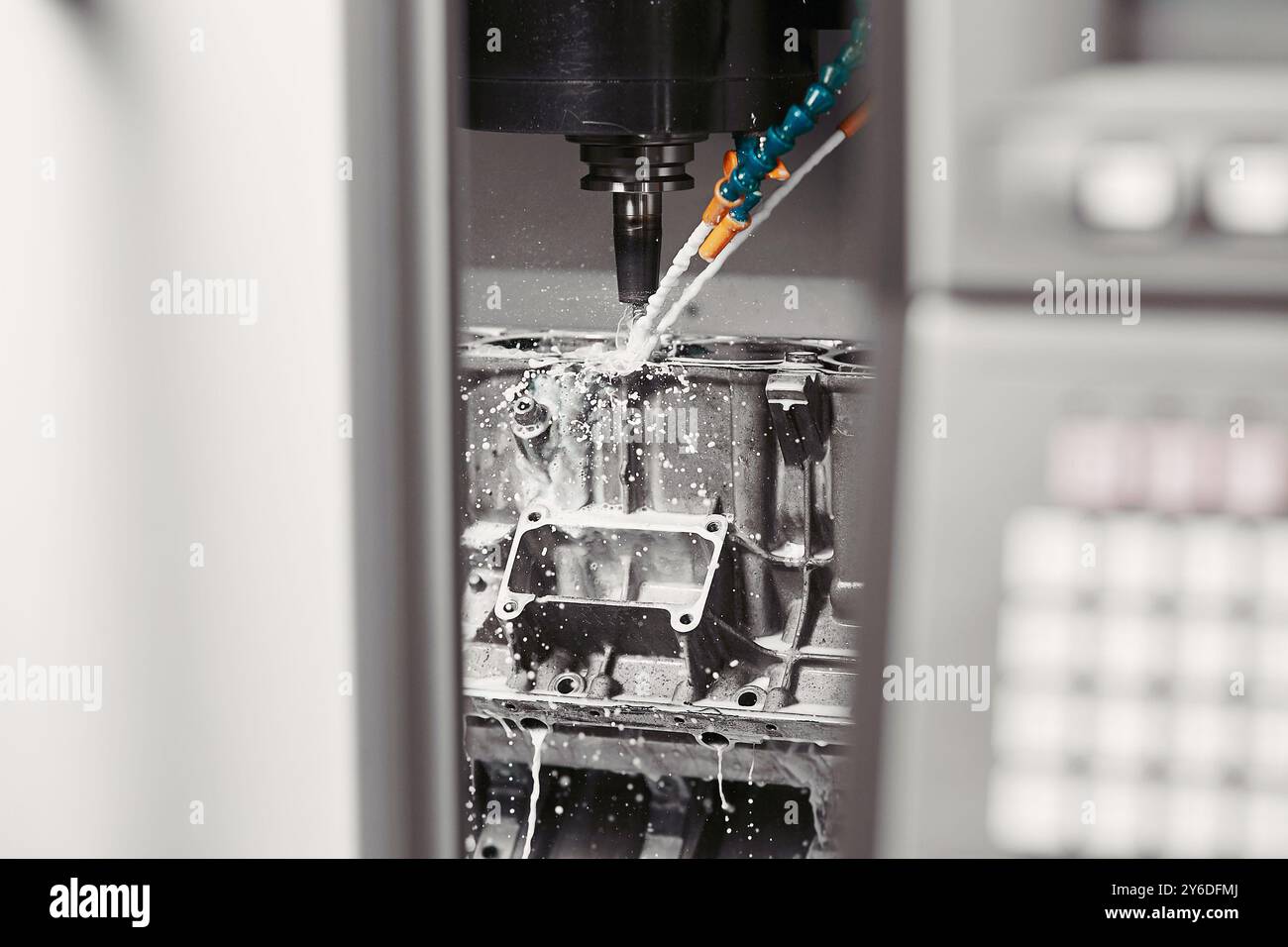 CNC lathe, metal rod drilling lathe using drill tool and drill center ...