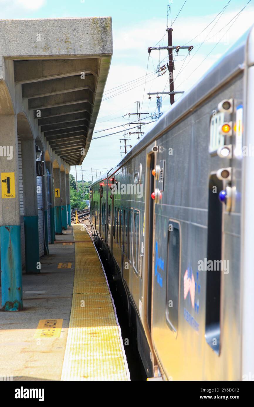 A Long Island Railroad train arriving at the Babylon station on Long ...