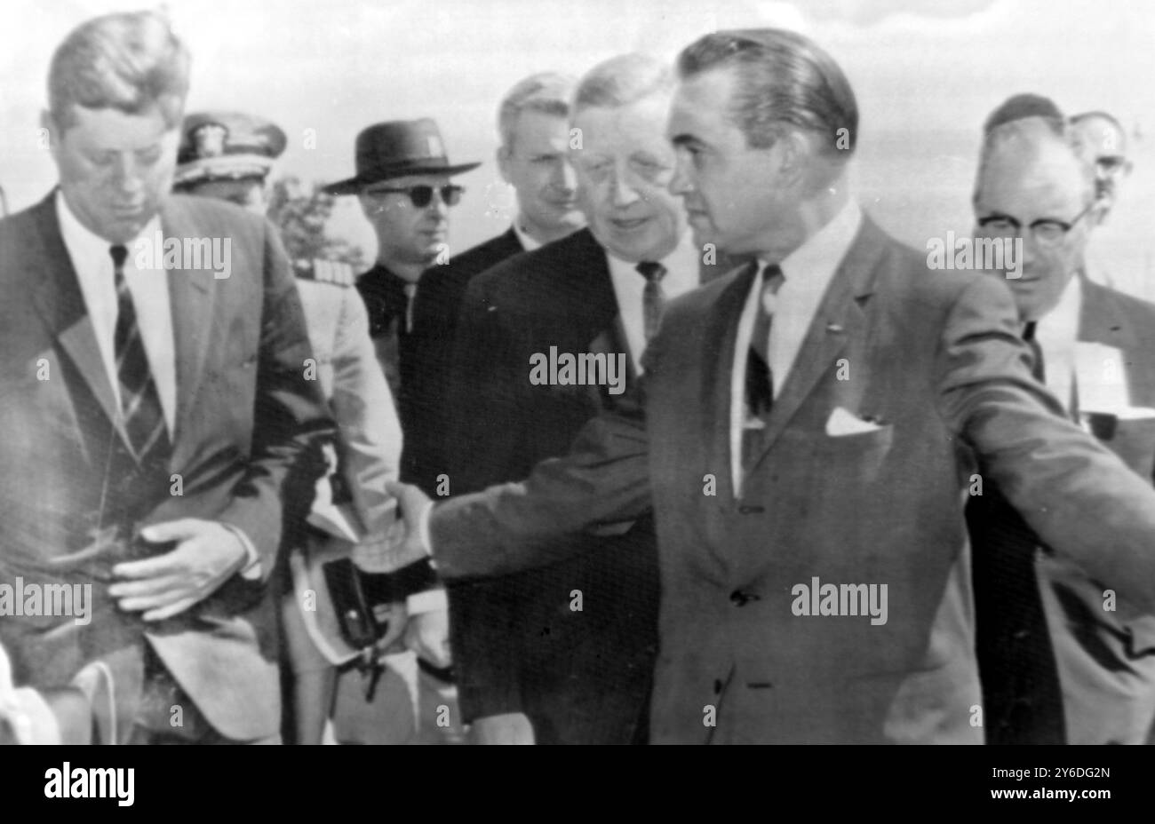 US AMERICAN PRESIDENT JOHN F KENNEDY MEETS ALABAMA GOVERNOR GEORGE ...