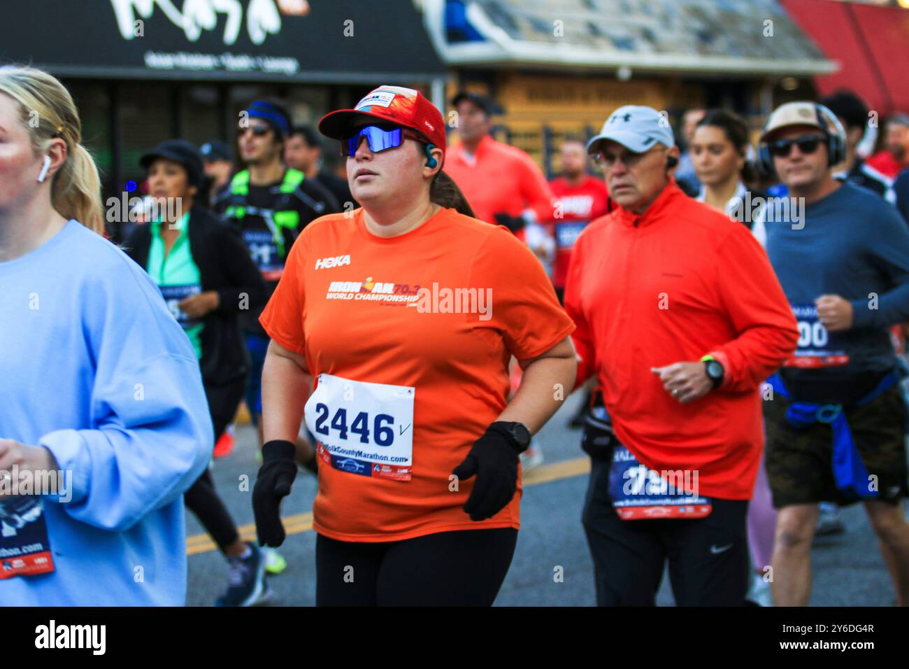 Babylon, New York, USA - 22 October 2023: A Large group of runners ...