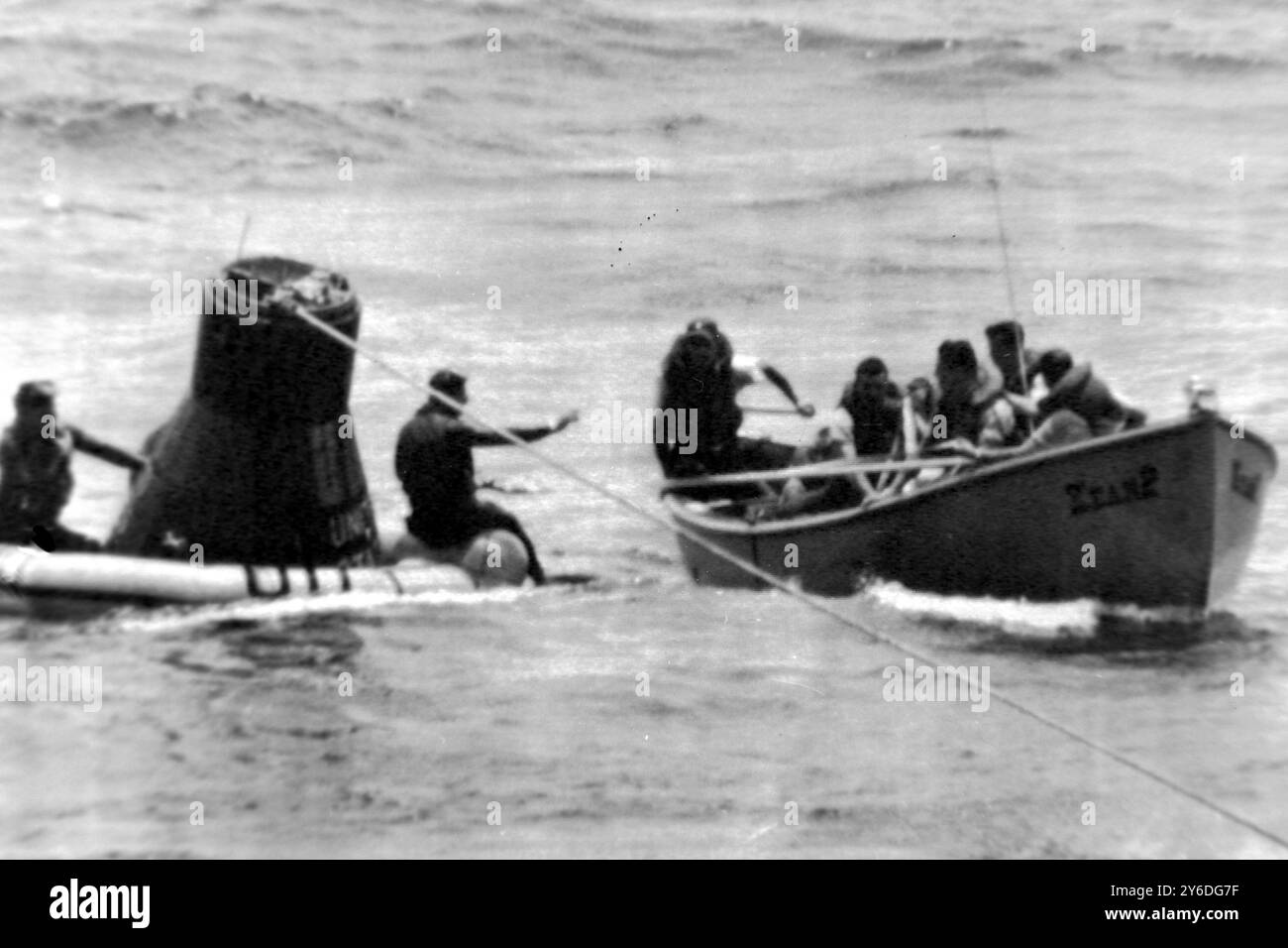 MERCURY FAITH 7 CAPSULE WITH GORDON COOPER IN THE PACIFIC ; 17 MAY 1963 ...