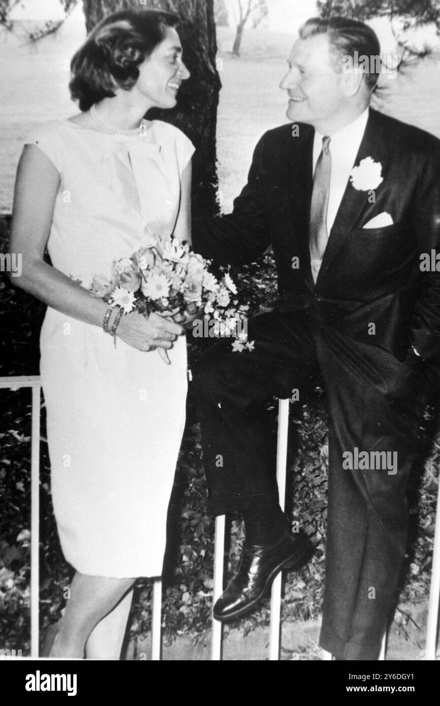 NELSON ROCKEFELLER WITH WIFE MARGARETTA FITLER MURPHY IN NEW YORK ...