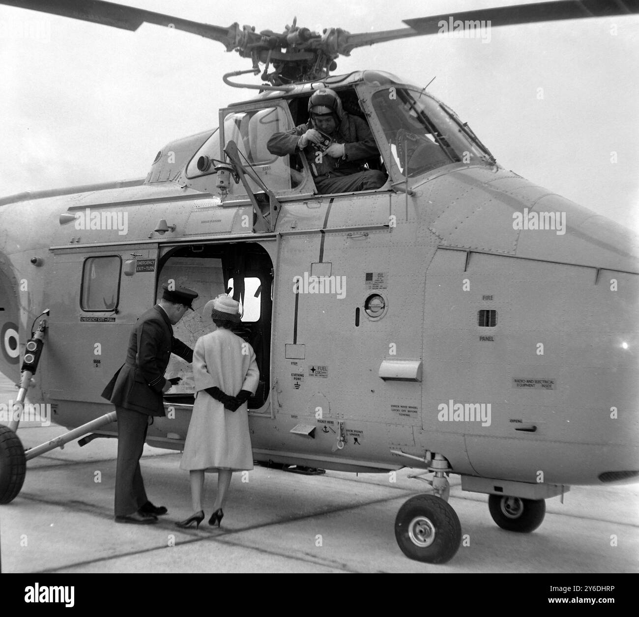 PRINCESS MARGARET ROSE WITH RAF OFFICER LOOKS AT HELICOPTER IN ...