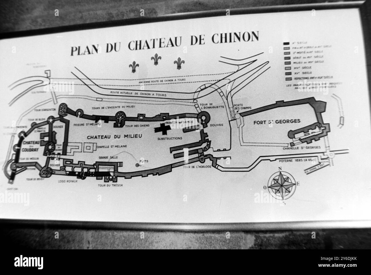 VIEWS MAP OF CHATEAU CHINON ; 3 MAY 1963 Stock Photo - Alamy
