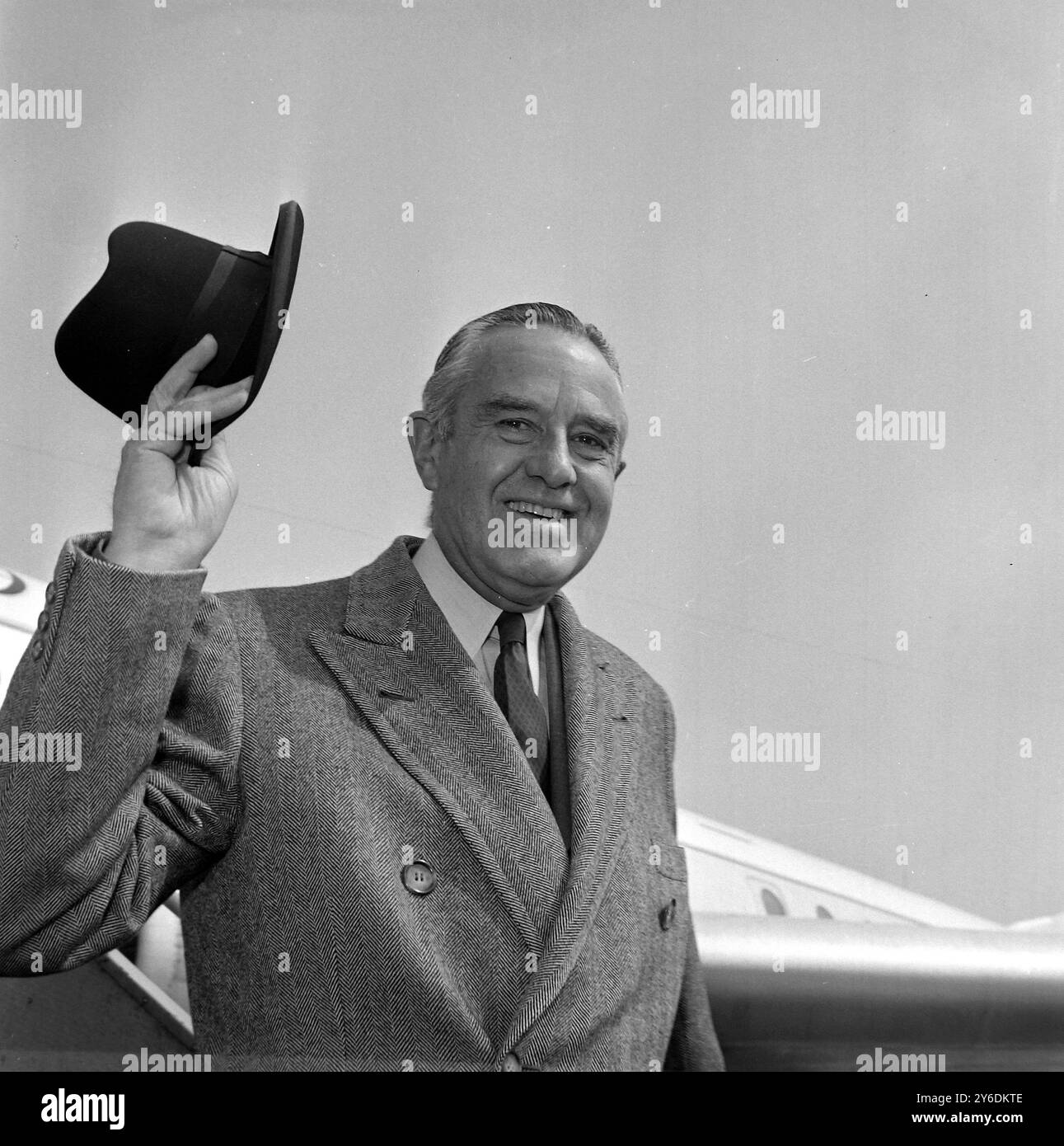 AVERELL HARRIMAN AT LONDON AIRPORT / ; 25 APRIL 1963 Stock Photo - Alamy