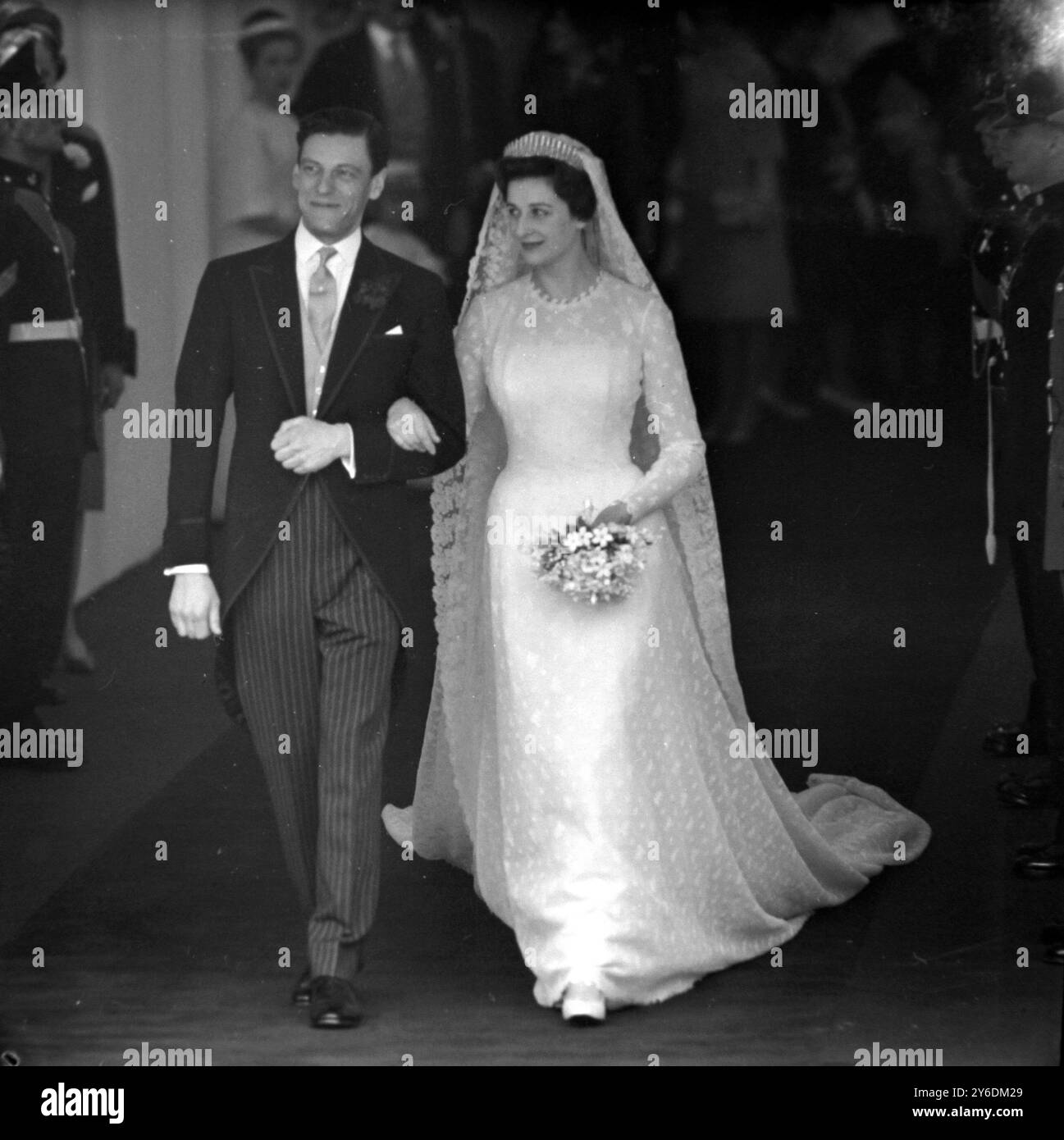 PRINCESS ALEXANDRA AND ANGUS OGILVY WEDDING AT WESTMISTER ABBEY IN ...