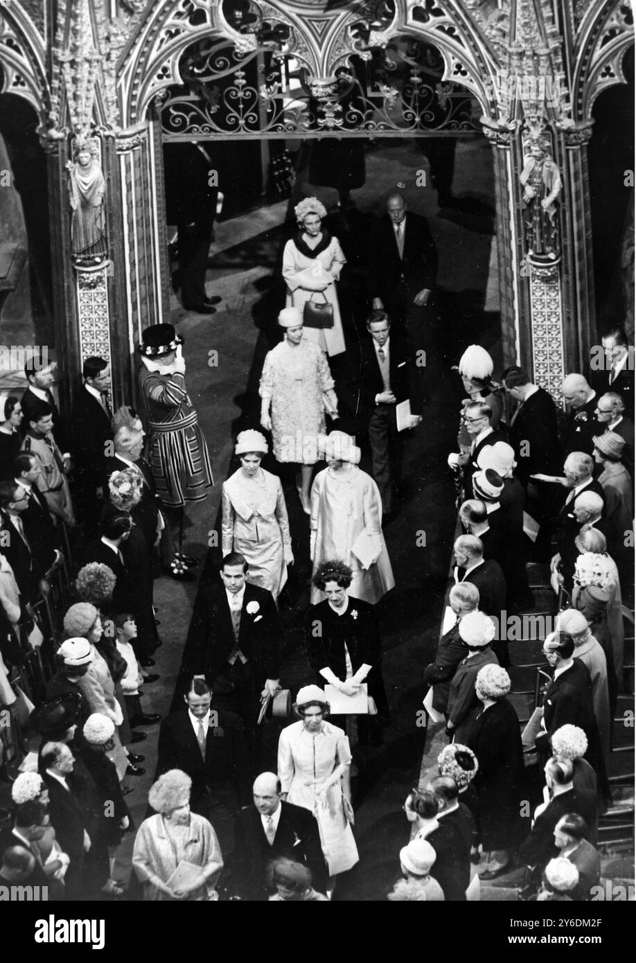 PRINCESS ALEXANDRA AND ANGUS OGILVY WEDDING AT WESTMISTER ABBEY IN ...