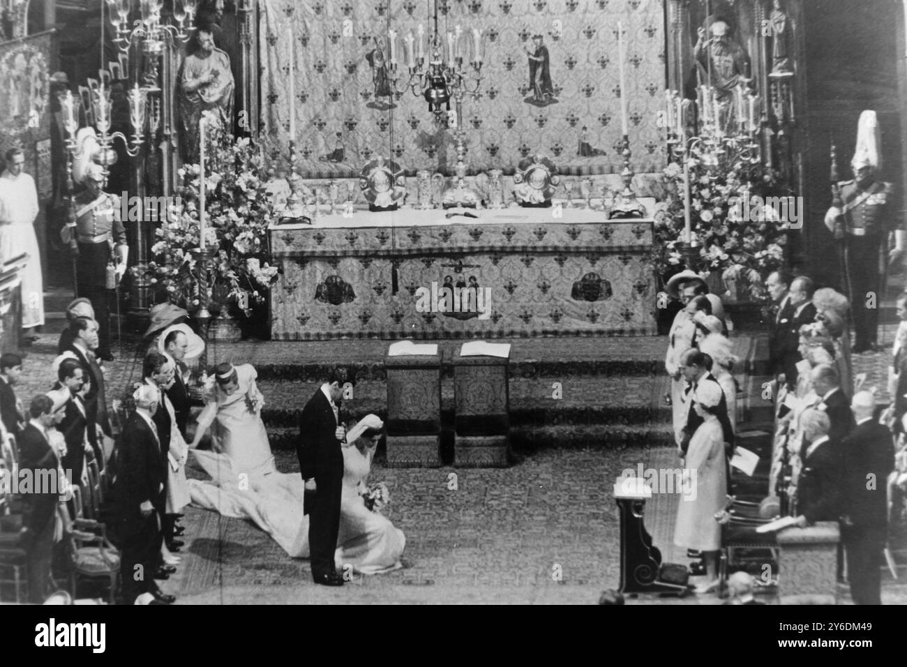 PRINCESS ALEXANDRA AND ANGUS OGILVY WEDDING AT WESTMISTER ABBEY IN ...
