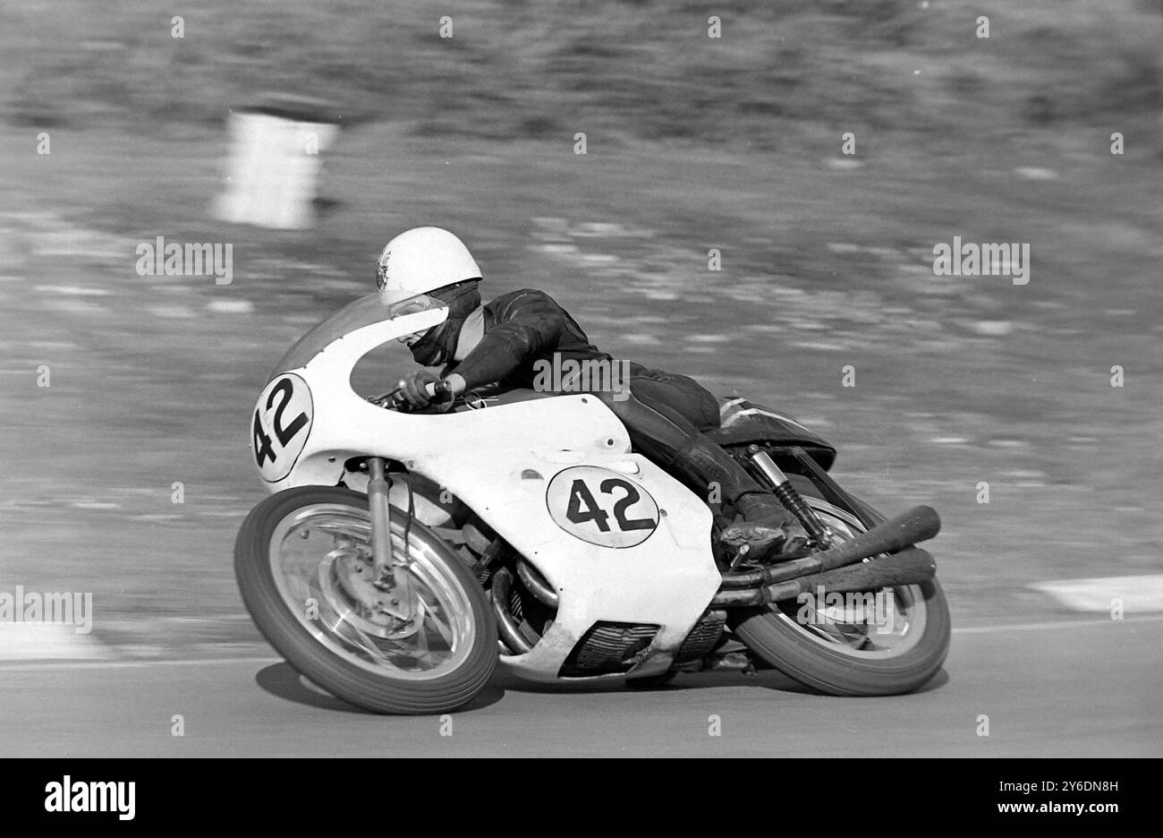 JOHN HARTLE MOTORCYCLIST ON GILERA BIKE AT BRANDS HATCH / ; 15 APRIL ...