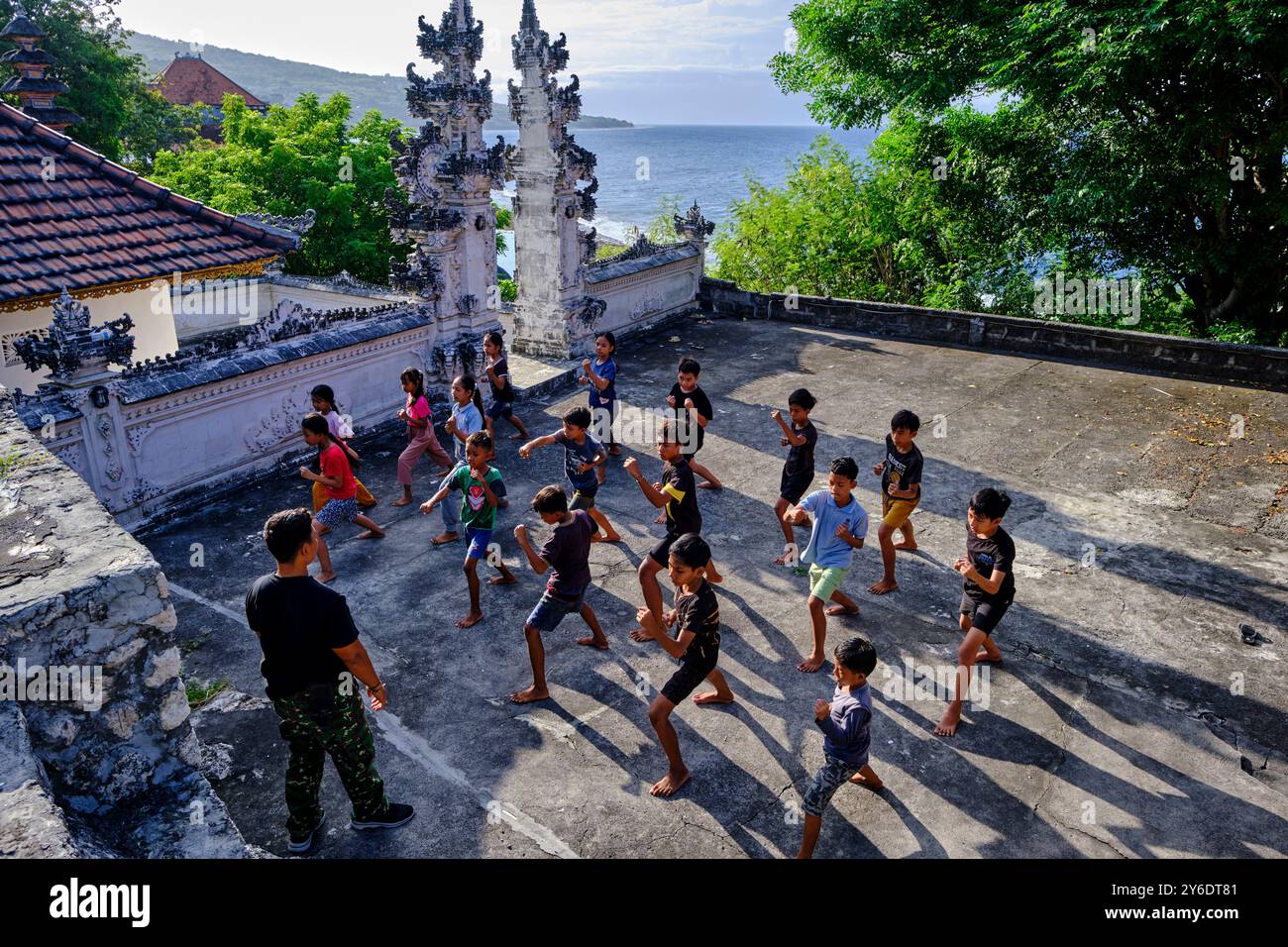 Indonesia, Bali, Nusa Penida, karate training in the Segara Yeh Ulakan ...
